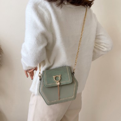 Gic_style-(G-826)กระเป๋าสะพายข้างทรงสี่เหลี่ยมคางหมู(BP-826) - Kai de ...