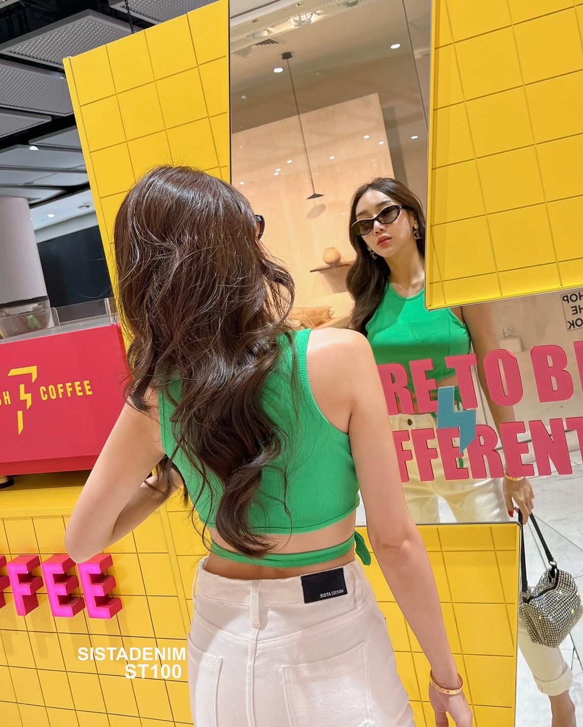 ST100 กางเกงยีนส์สีขาวทรงสลิม - Sista Denim - ThaiPick