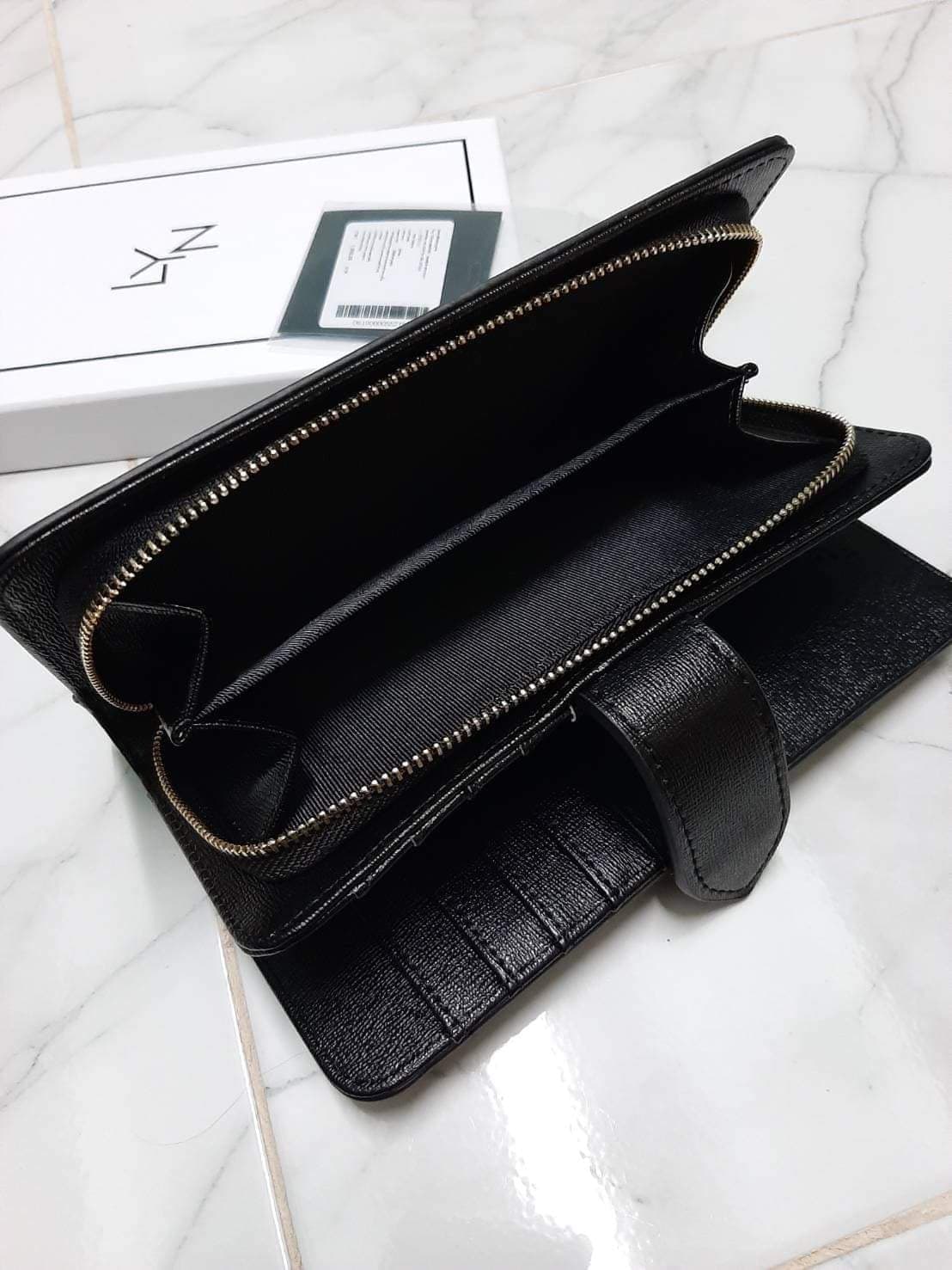 ใหม่ ! กระเป๋า LYN กระเป๋าลินน์ LYN wallet กระเป๋าสตางค์ กระเป๋าตัง ...