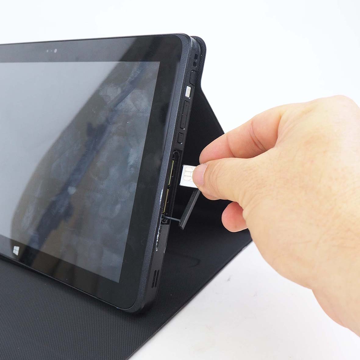 แท็บเล็ต 2 in 1 Fujitsu ArrowTab Q506 4CORES ใส่ซิมส์ได้ - RAM 4GB ...