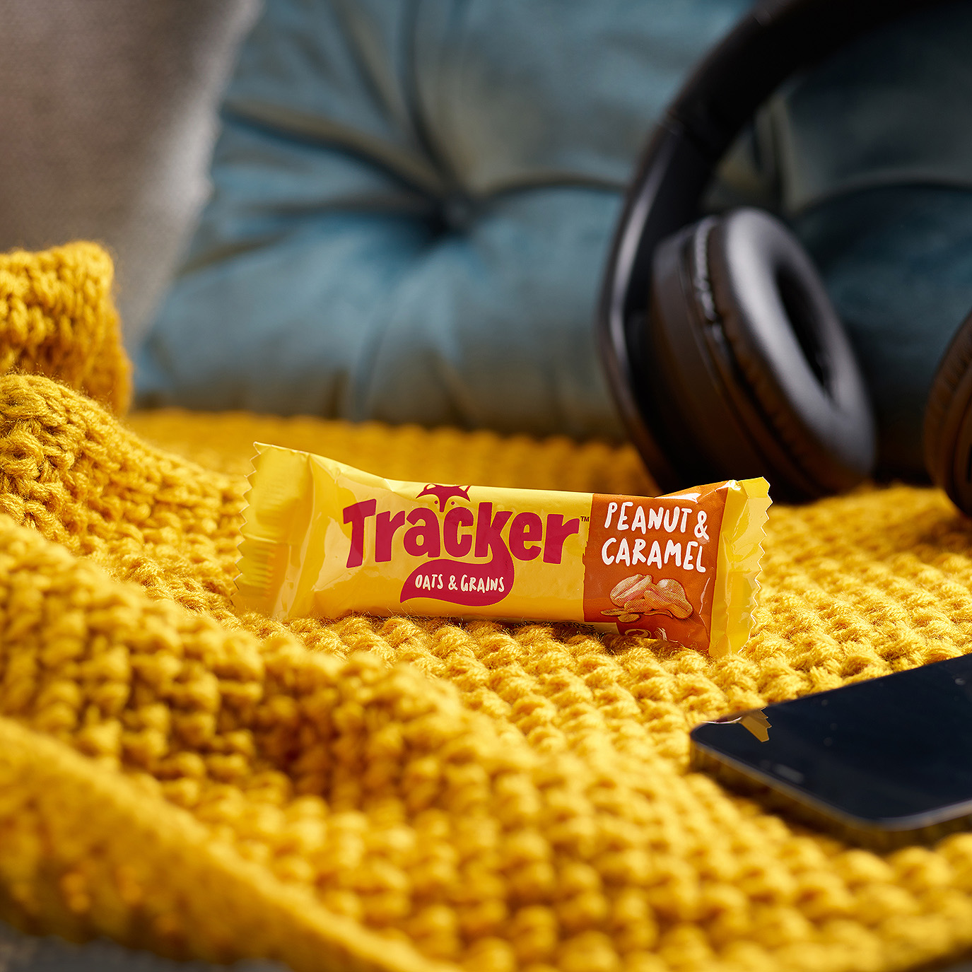 Best Before 6Sep2023 Tracker Oats Grains Peanut Caramel Bars 5 x 22.5g ...