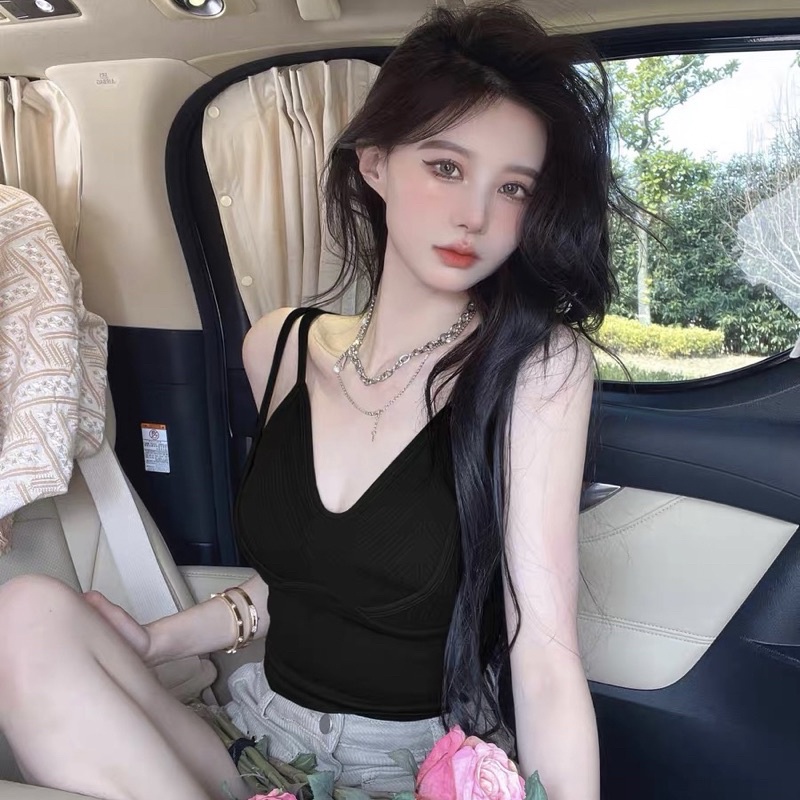 Bentoy(bratop1827)เสื้อสายเดี่ยวครอป ดีเทลแต่งแบบสองชี้น หน้าวี มีฟองน้ำ - Smallgirl LZA - ThaiPick