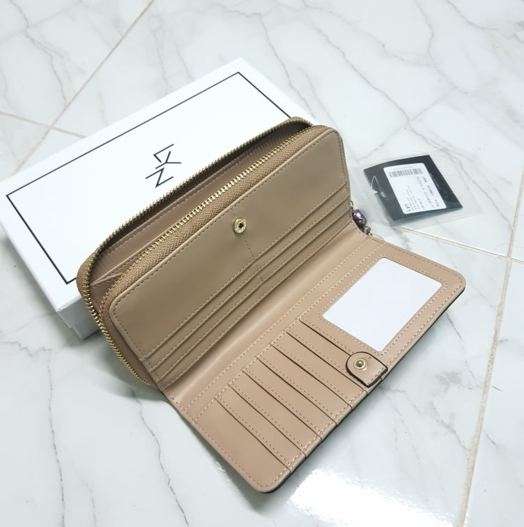 NEW LYN POETRY WALLET ใหม่ กระเป๋าสตางค์ กระเป๋าตัง กระเป๋าเงิน กระเป๋า ...