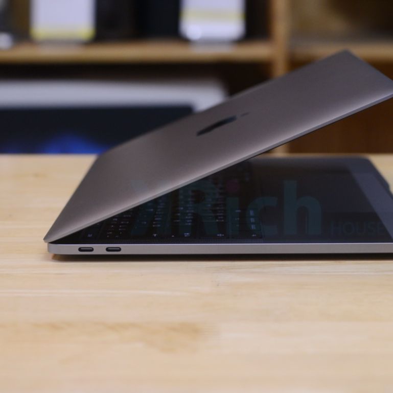 MacBook Pro 13-inch 2017 Non-Touch Bar (Space Gray) Core i5 2.3GHz. RAM ...