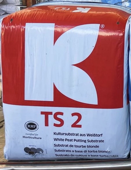 พีทมอส คลาสแมน Base Substrate TS2 TS3 TS4 ของแท้นำเข้า สำหรับเพาะเมล็ด ...