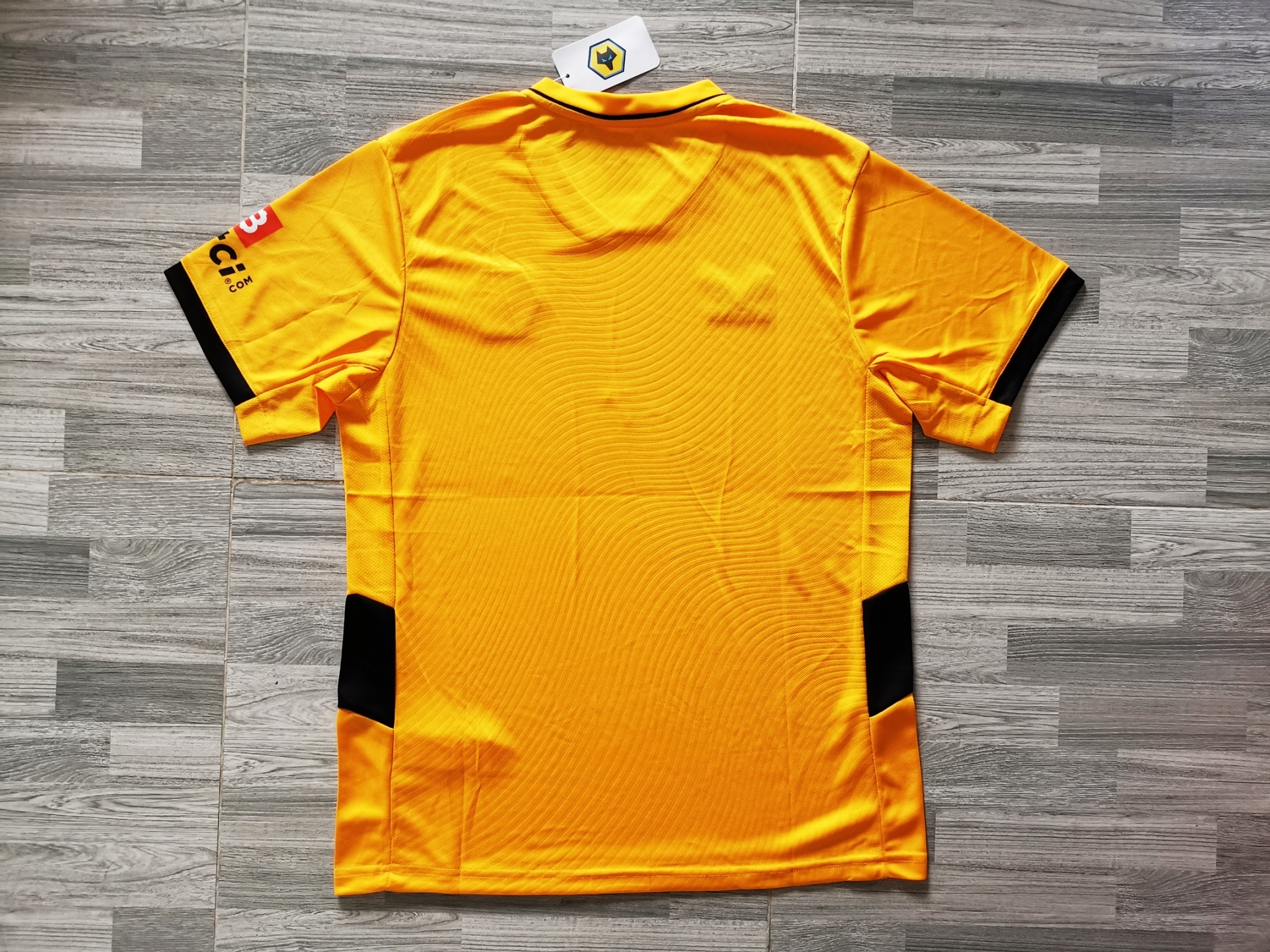 เสื้อฟุตบอลวูฟแฮมตัน ชุดเหย้าปี 2021/22 เวอร์ชั่นแฟนบอล Wolves Hamton ...