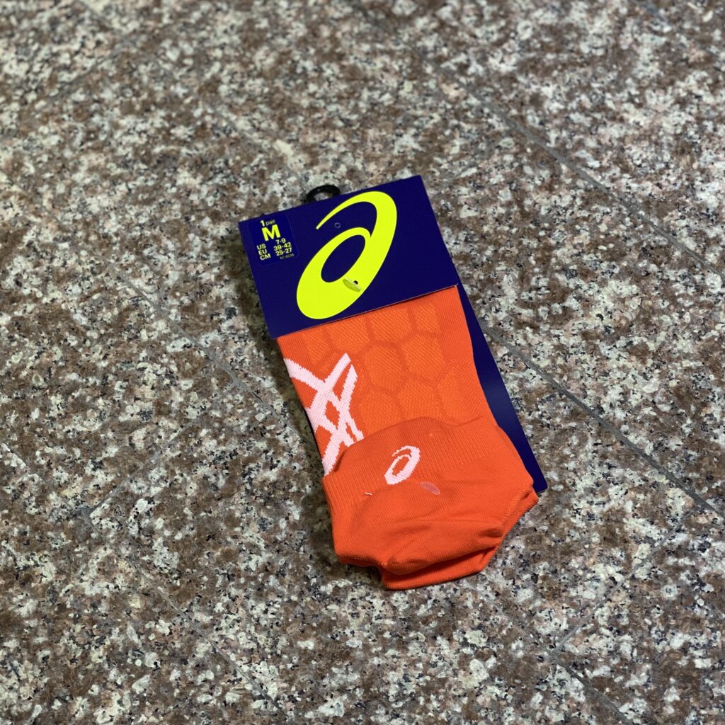 ถุงเท้าวิ่ง ASICS Run Light Single Tab (SM) - PAULrunningshop - ThaiPick