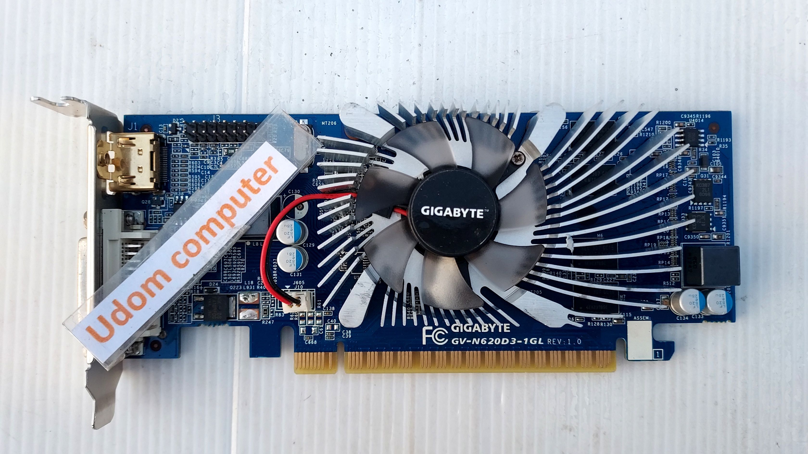 การ์ดจอ ใส่เคสเล็ก เคสนอน และเคสบาง NVIDIA GT210-220 1GB DDR2-3 64Bit ...