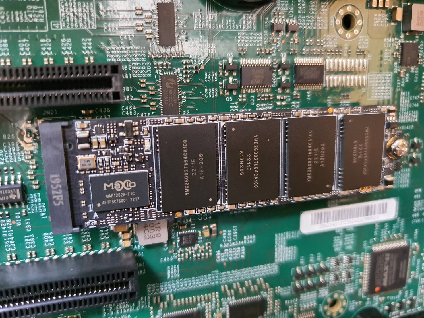 คอม 64 เธรด ซีพียู 3.0-3.3GHz DUAL AMD EPYC 7302 เมนบอร์ด DUAL CPU แรม ...