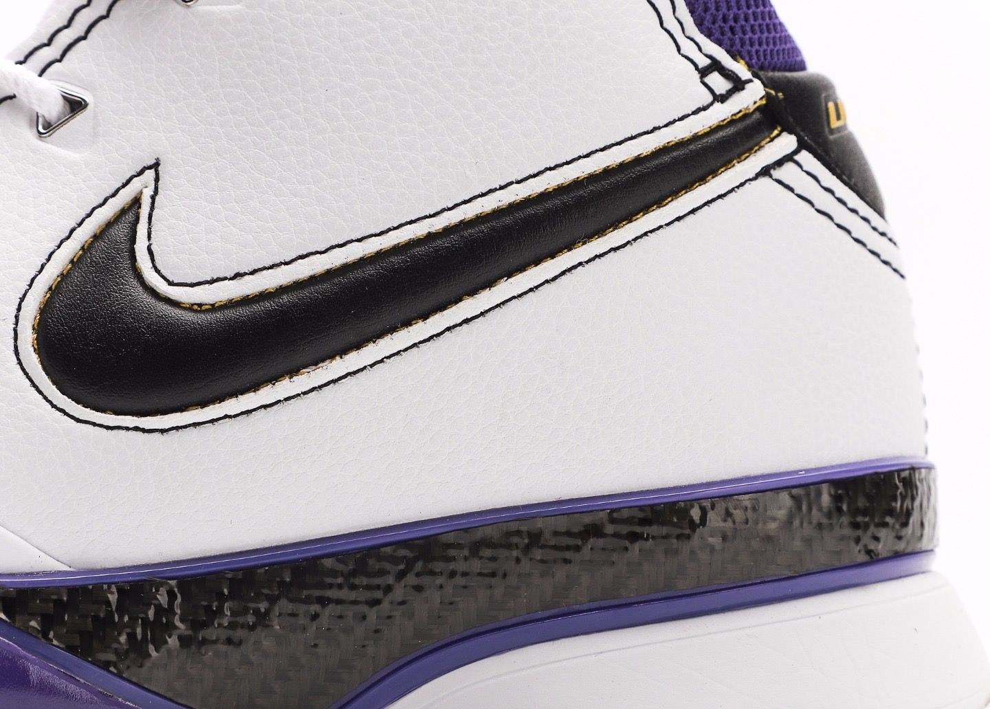 Nike Kobe 1 PROTRO ZK1 Trendy Cushioning Basketball Shoe Fashion Shoe ...