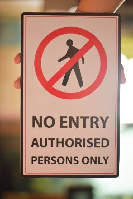 No Entry ???? มีพร้อมส่ง ???? ป้ายห้ามเข้า แบบแปะกระจกหรือผนัง ด้านหลัง ...