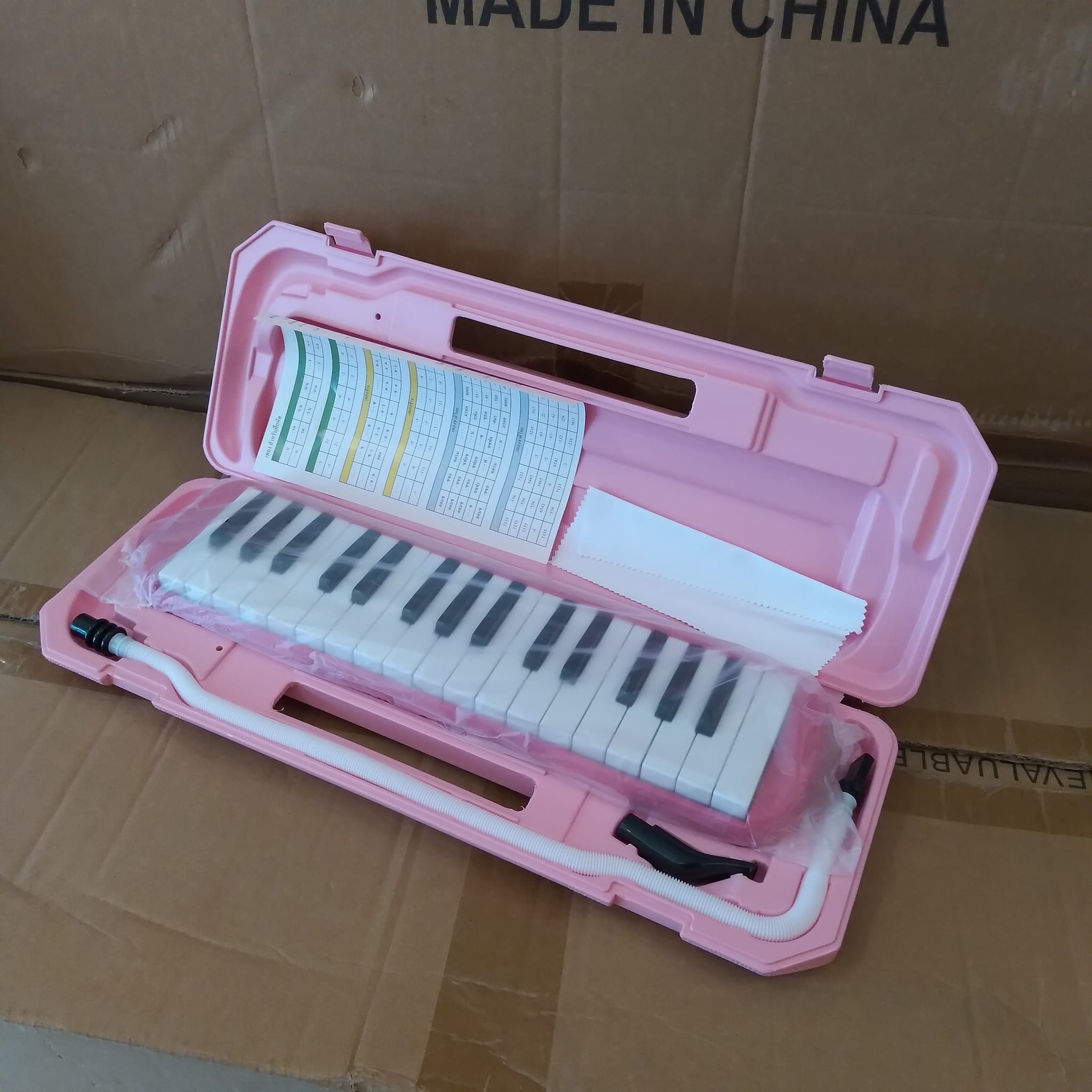 เมโลเดี้ยน 32 คีย์ Melodian 32 Key มาพร้อมกล่องใส่ตัวเครื่อง + ผ้าทำ ...