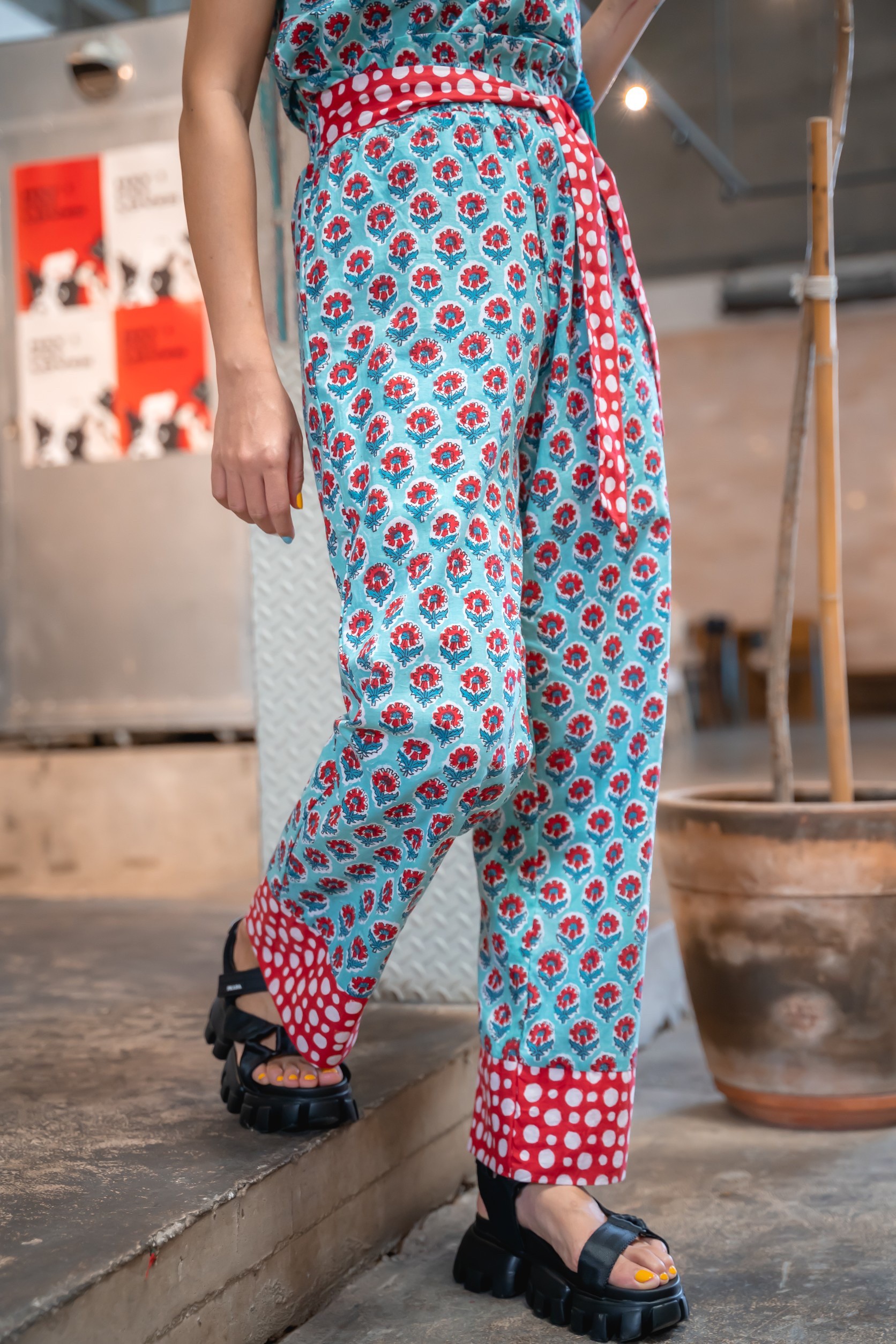 MINT TOMATO MOLLY PANTS | Lazada.co.th