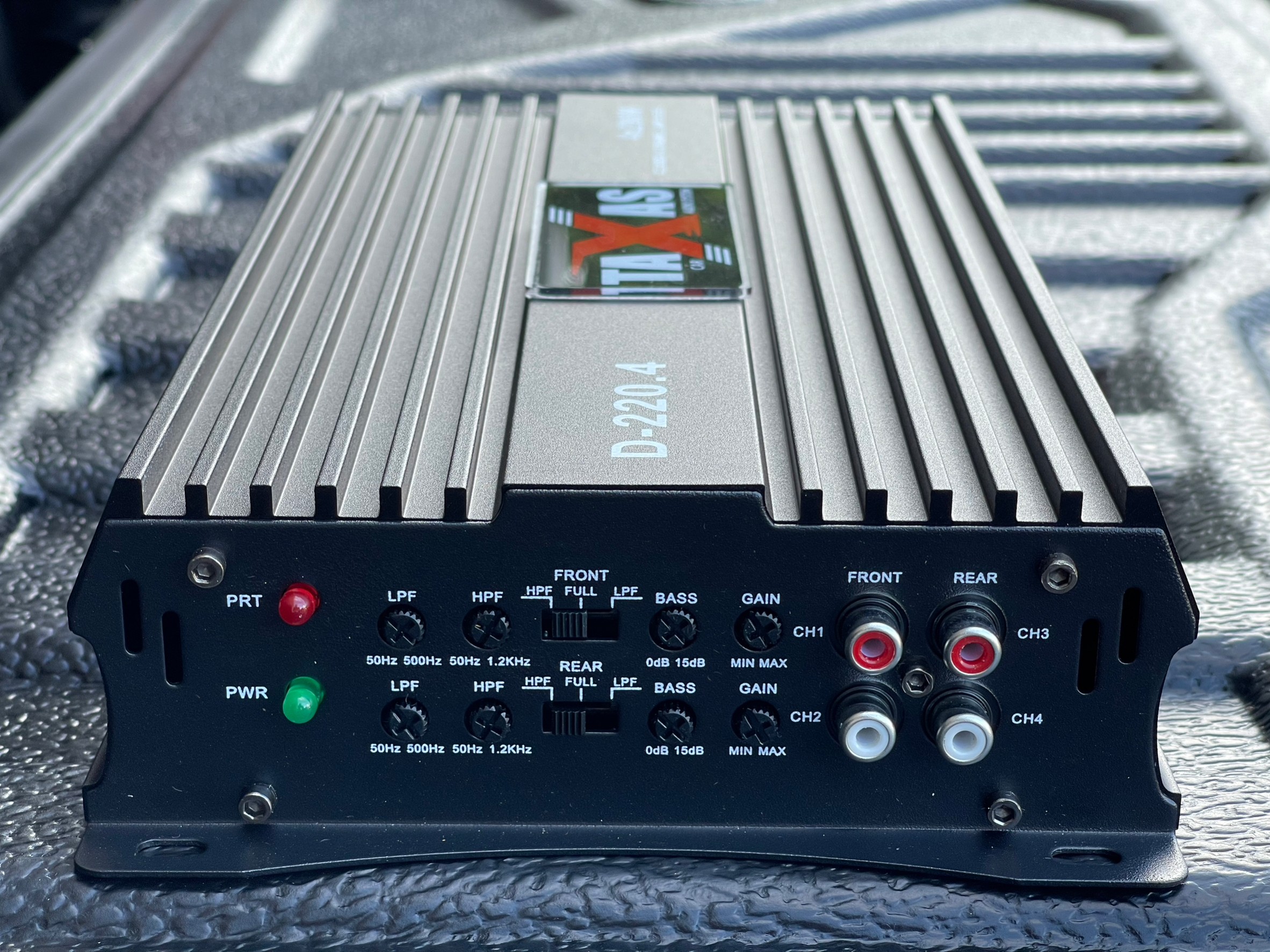 พาวเวอร์แอมป์ แอมคลาสดี 4CH D 200w.x4ch ของใหม่มือ1 สั่งเลยด่วน ...