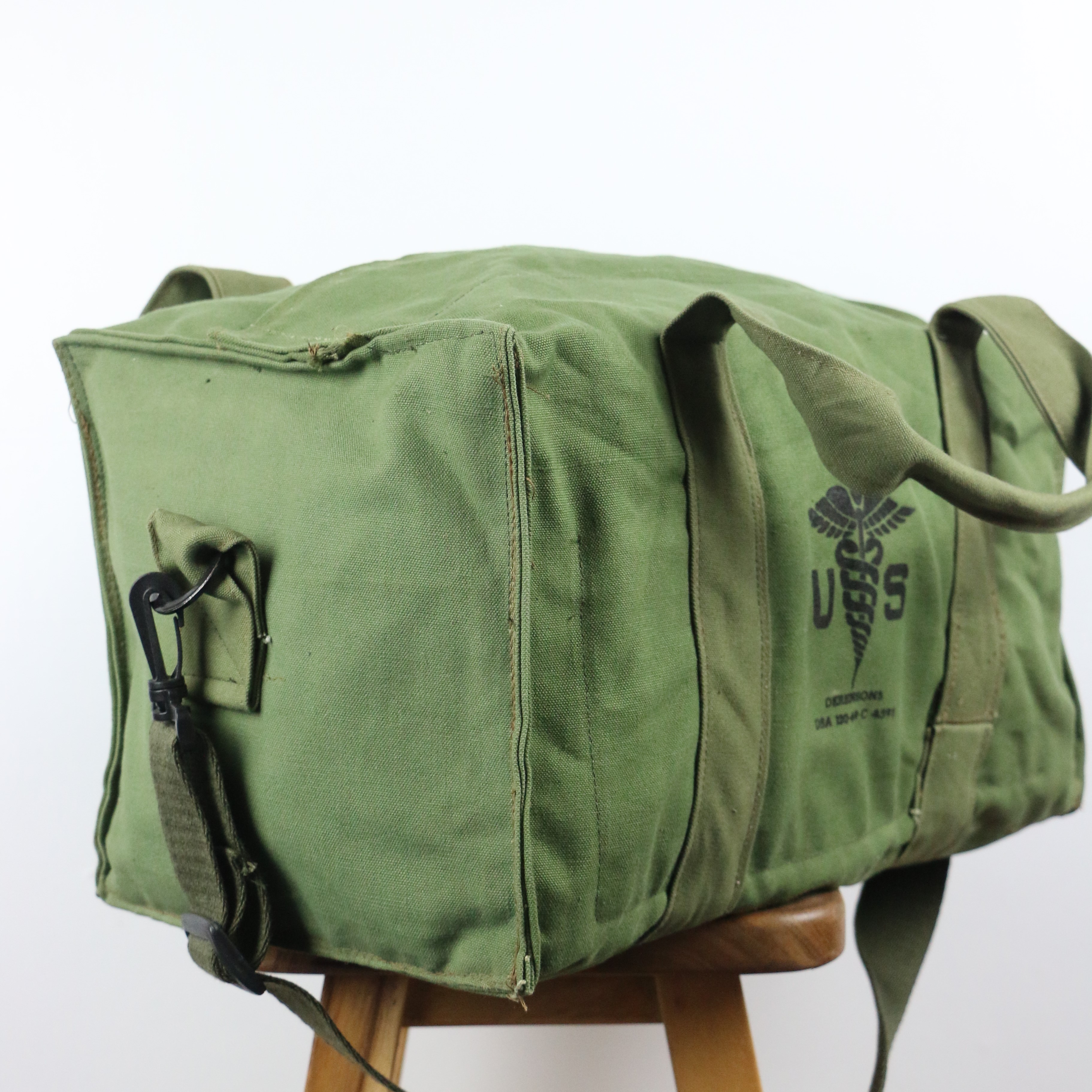 กระเป๋าเดินทาง Deployment Bag .USMC กระเป๋า วินเทจ ผ้าแคนวาสรุ่นเก่า ...