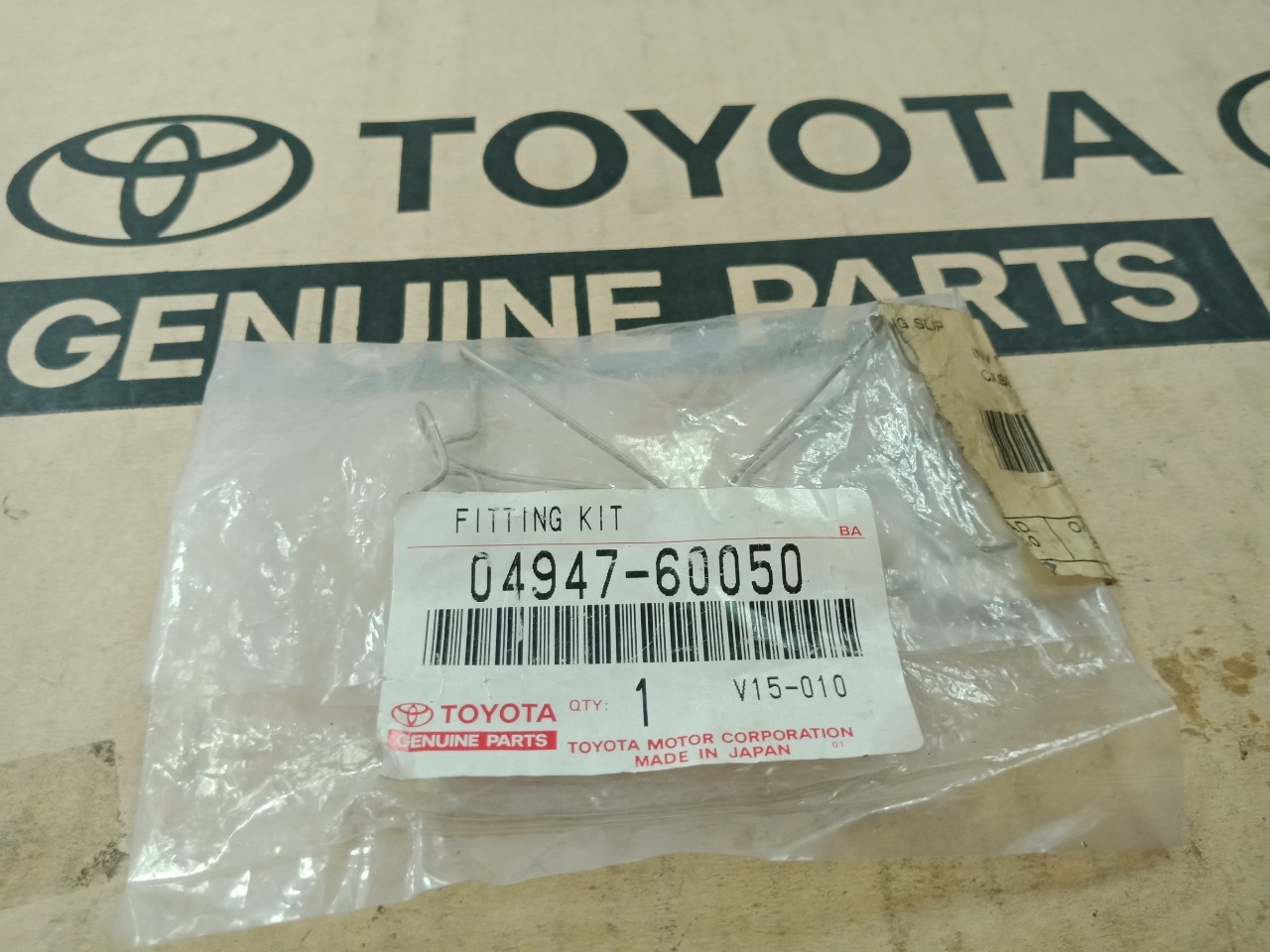 778. 04947-60050 ชุดสปริงถ่างผ้าเบรค HILUX ปี 1985-1989 ของแท้ เบิก ...