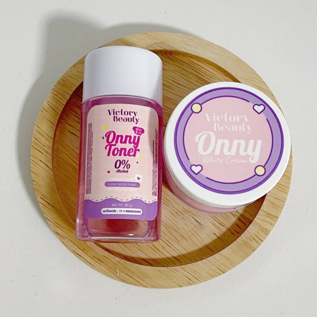 ราคาต่อเซต 2 ชิ้น มินิเซตออนนี่ดูแลผิวสไตล์แม่แพท ONNY WHITE CREAM ONNY TONER BY VICTORY BEAUTY ...