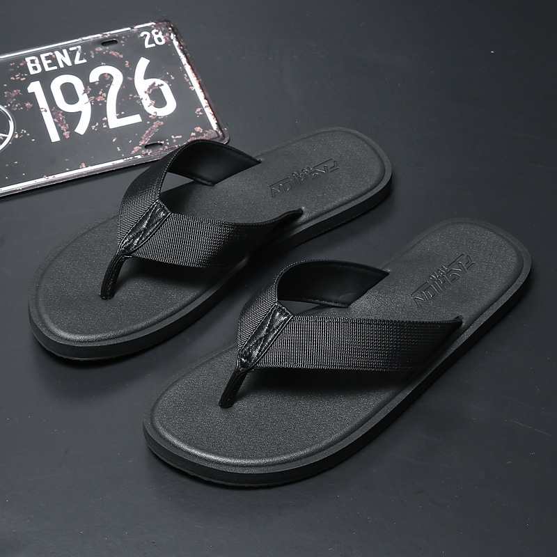 Flip-flops men wear outside in the summer of 2021 the new fashion trend ...