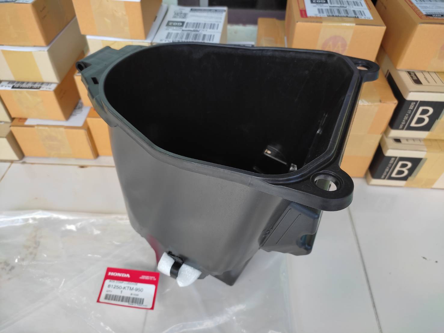 กล่องใส่ของใต้เบาะแท้ศูนย์ WAVE125I WAVE125S WAVE125R เวฟ125I,R,S UBOX ...