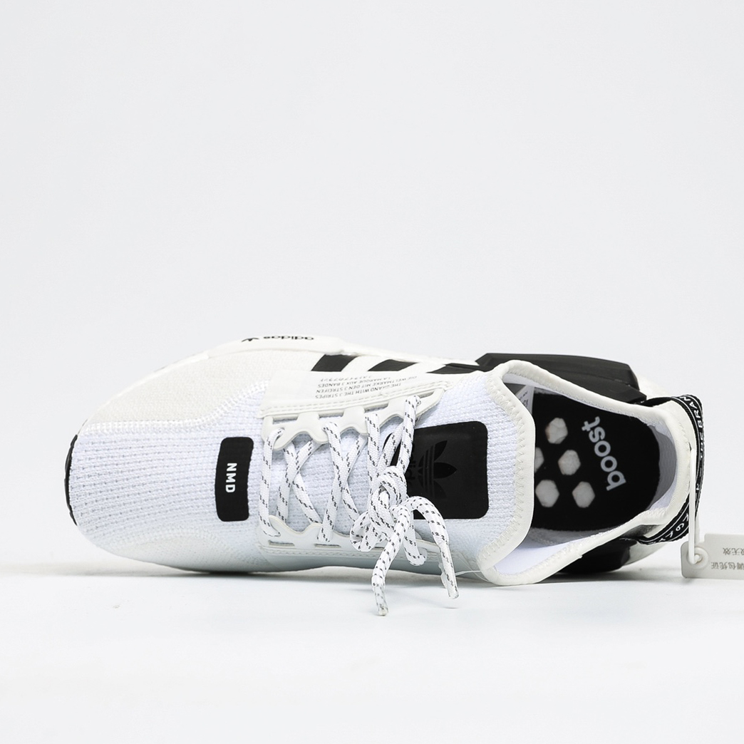 รองเท้าผ้าใบผู้ชาย Adidas Originals NMD R1 V2 White Black รองเท้าผ้าใบ ...