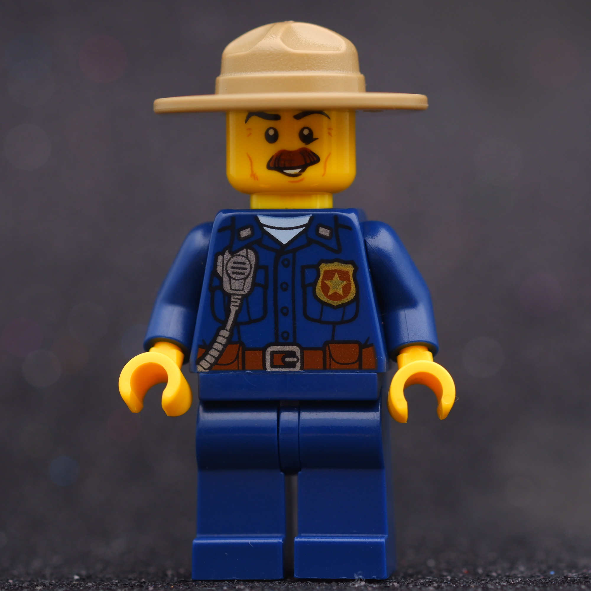 PLOYBRICK LEGO - Surfer Guy - TOWN & CITY - PloyBrick - ThaiPick