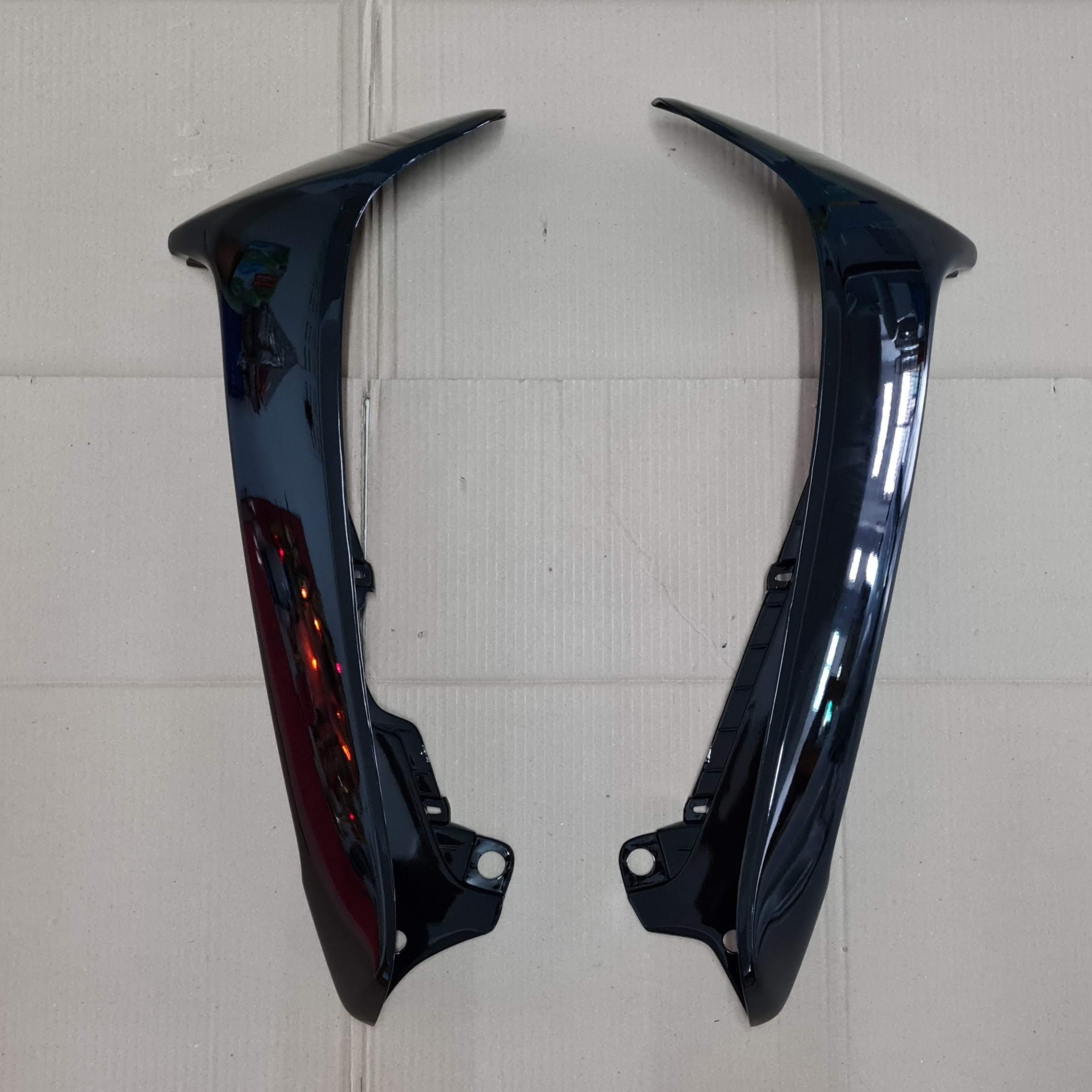 บังลมนอก (มีรู )Wave 100110 ตาคู่ รุ่นแรก ตัวเก่า สีดำ เวฟ 100s 110s ...