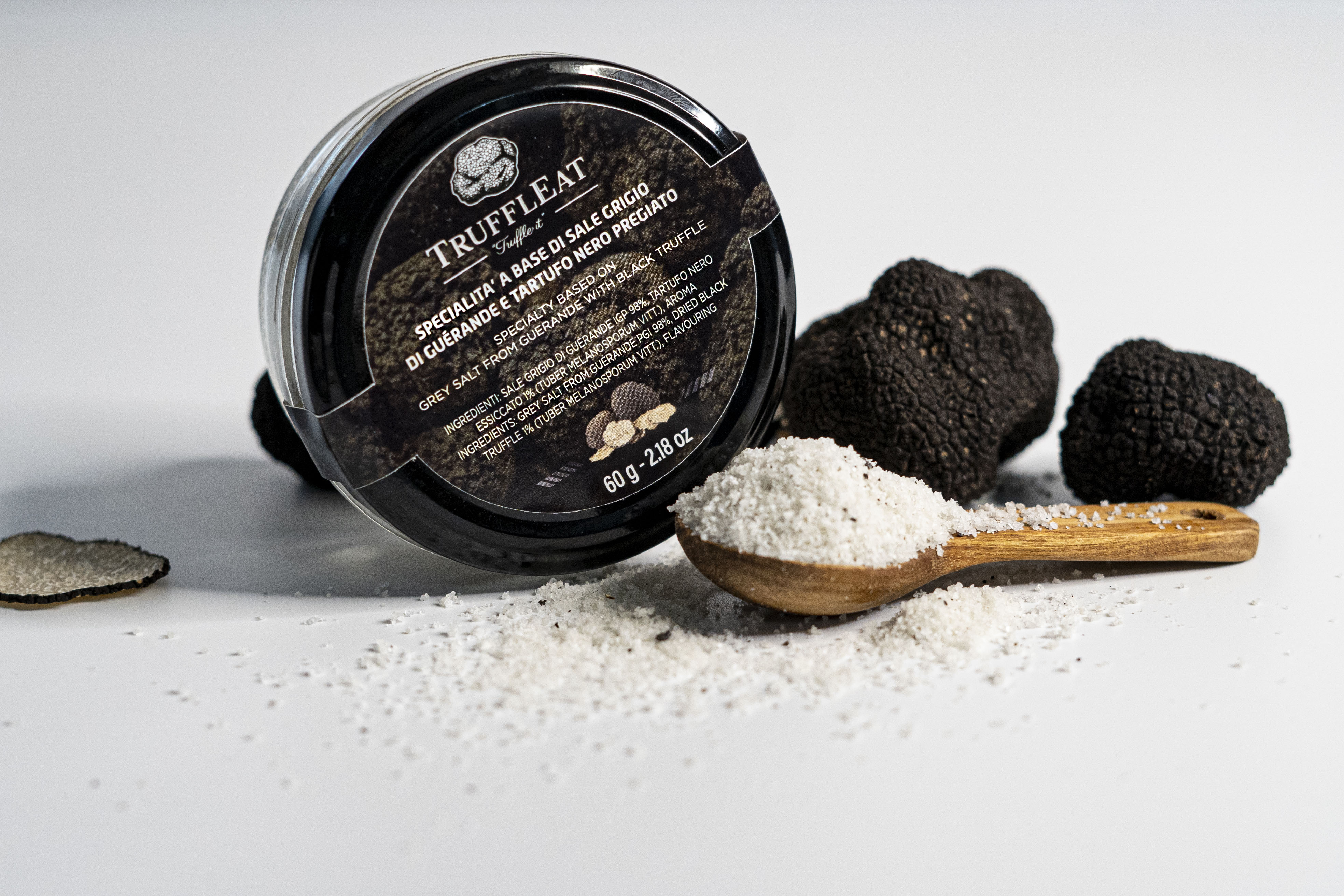 Grey salt from Guerande with black truffle 60 g เกลือผสมทรัฟเฟิลสีดำ ...