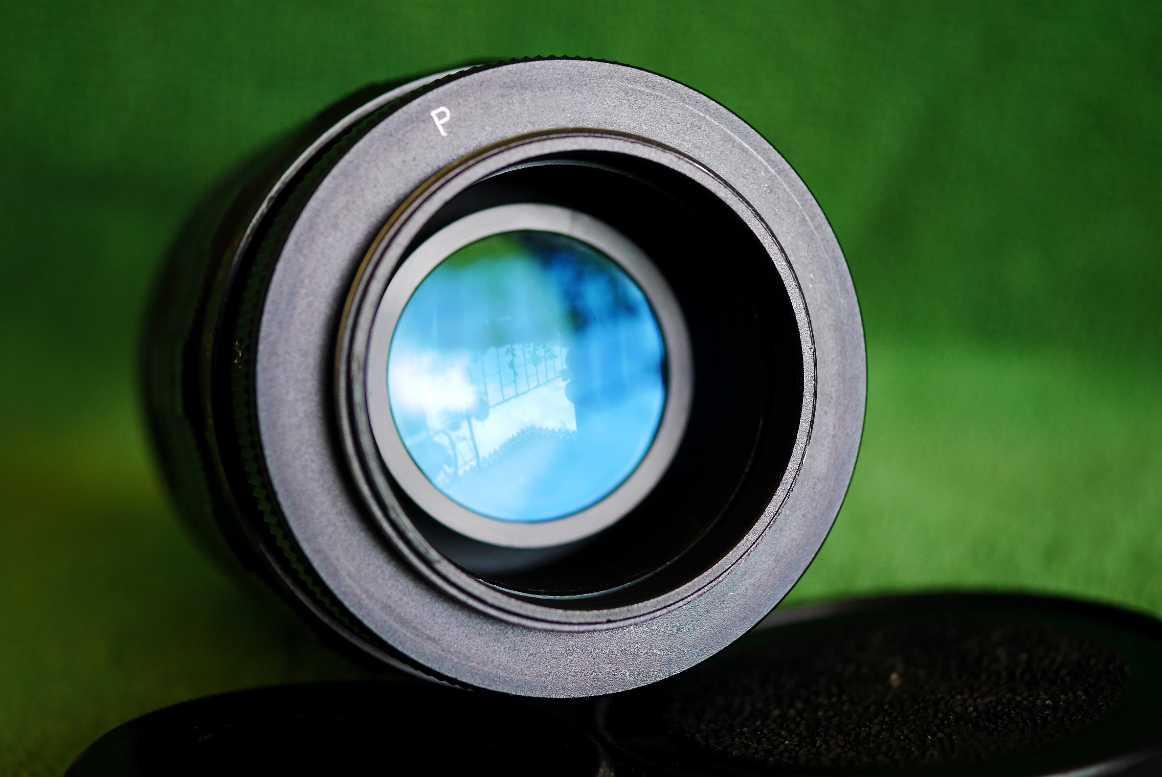 Optomax 135mm f2.8 PORTRAIT LENS (M42) in Leather Case - Nick's - ThaiPick