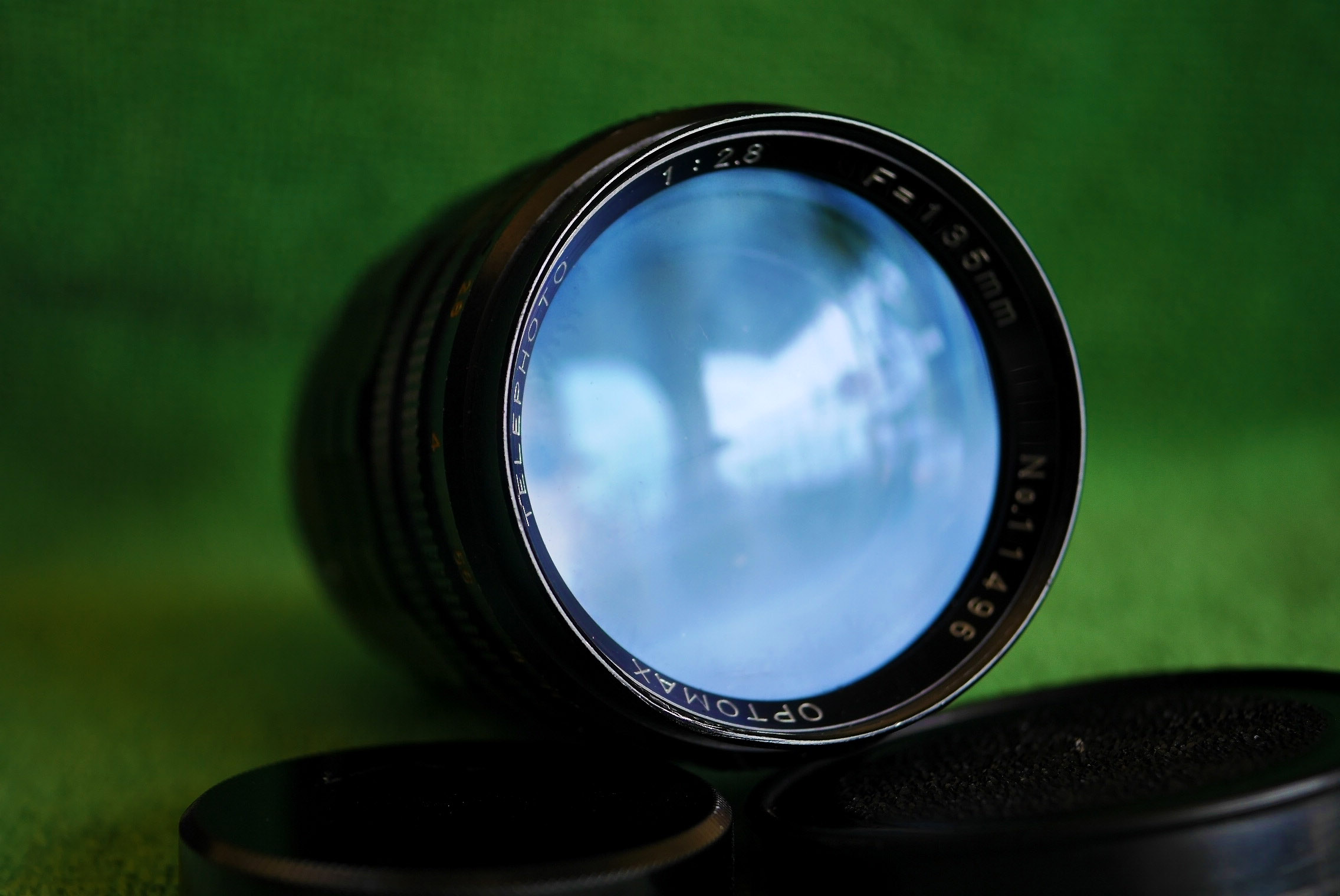 Optomax 135mm f2.8 PORTRAIT LENS (M42) in Leather Case - Nick's - ThaiPick