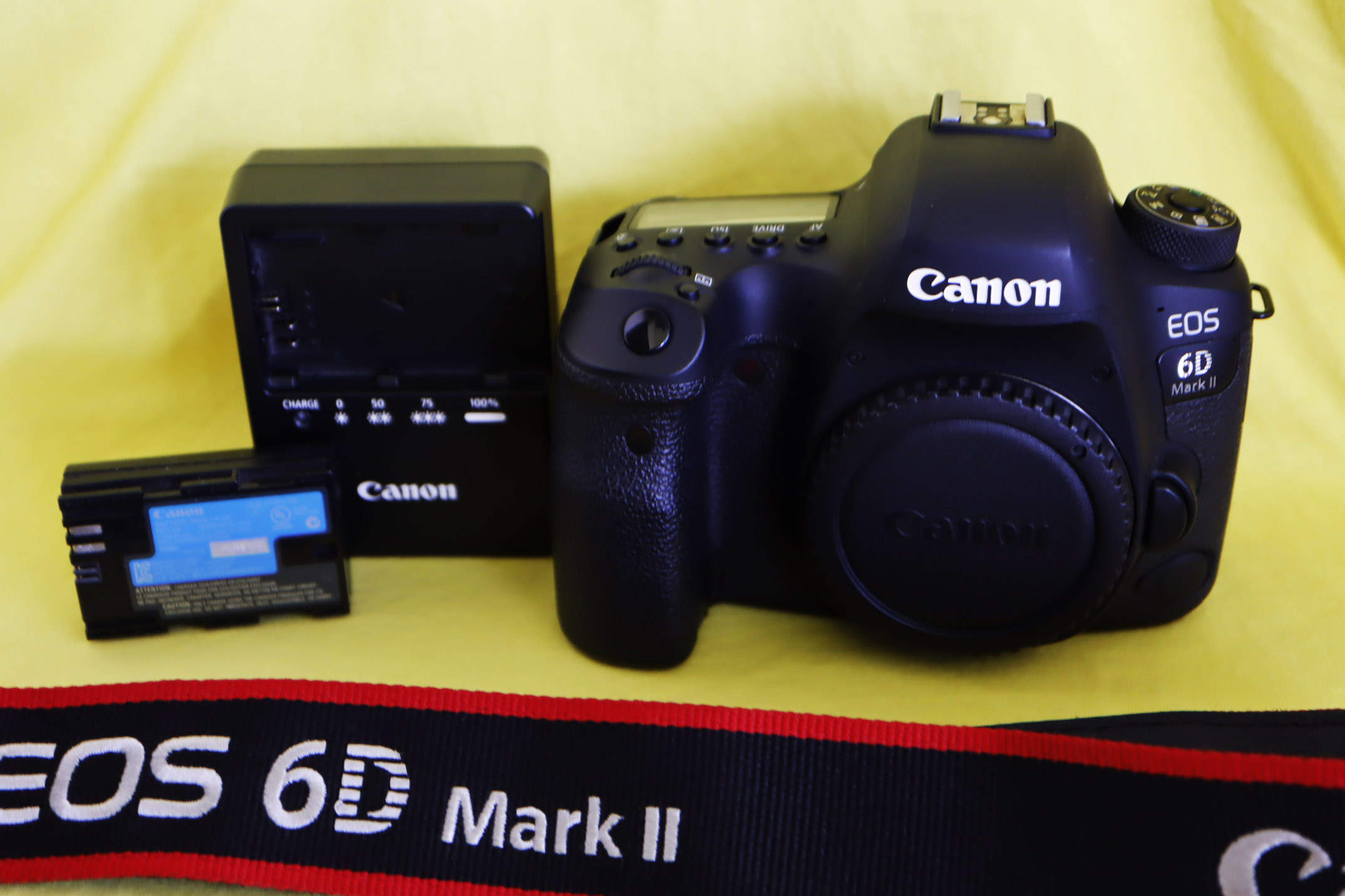 Canon EOS 6D Mark II Wi-Fi NFC Bluetooth GPS Full-Frame Dust- Water ...