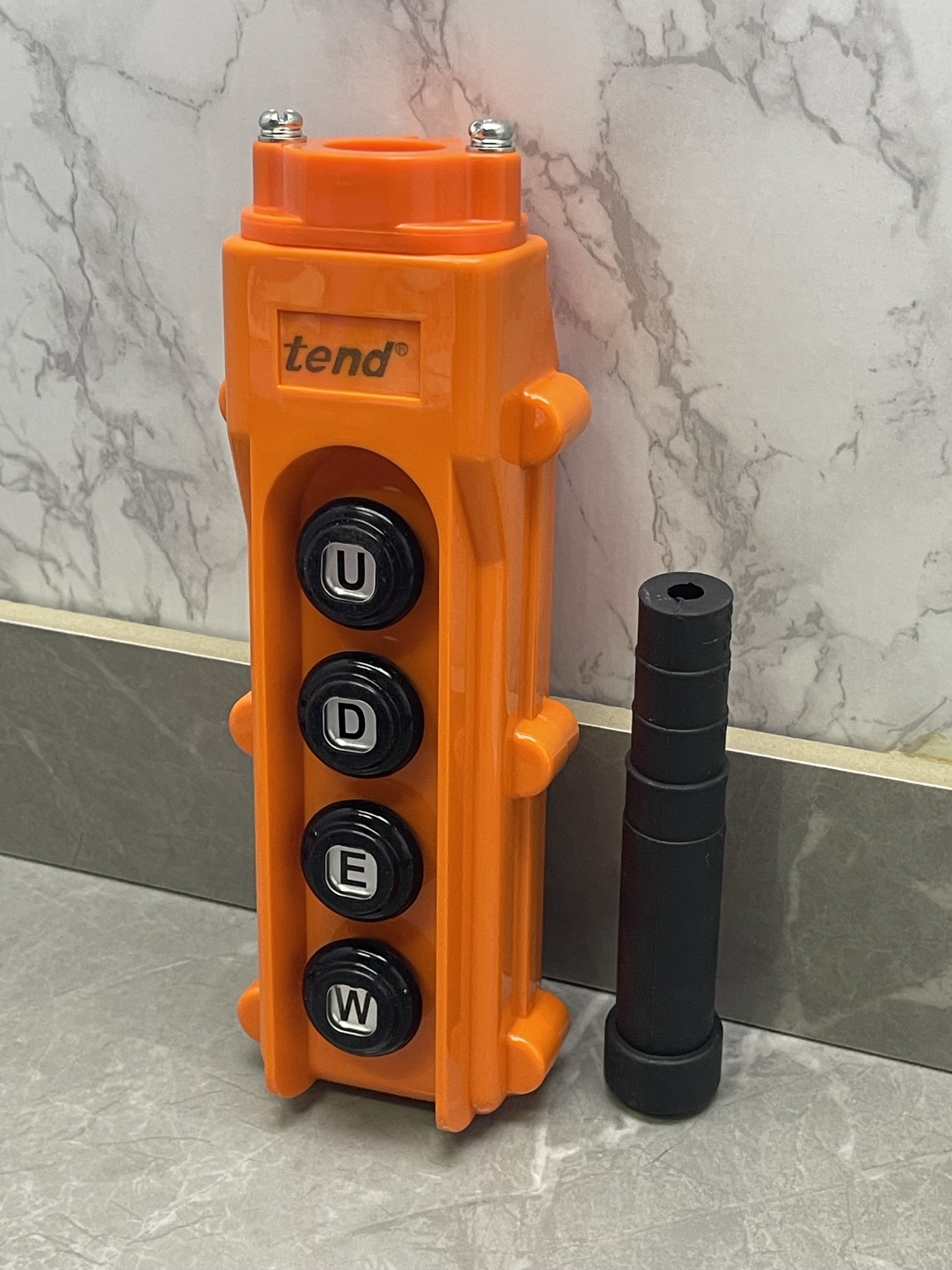 TEND สวิทช์รอก สวิทช์เครน ต่อผ่านแมกเนติก 2-6 ปุ่ม IP67 5A 250V/2A 500V วัสดุแข็งแรง | Lazada.co.th