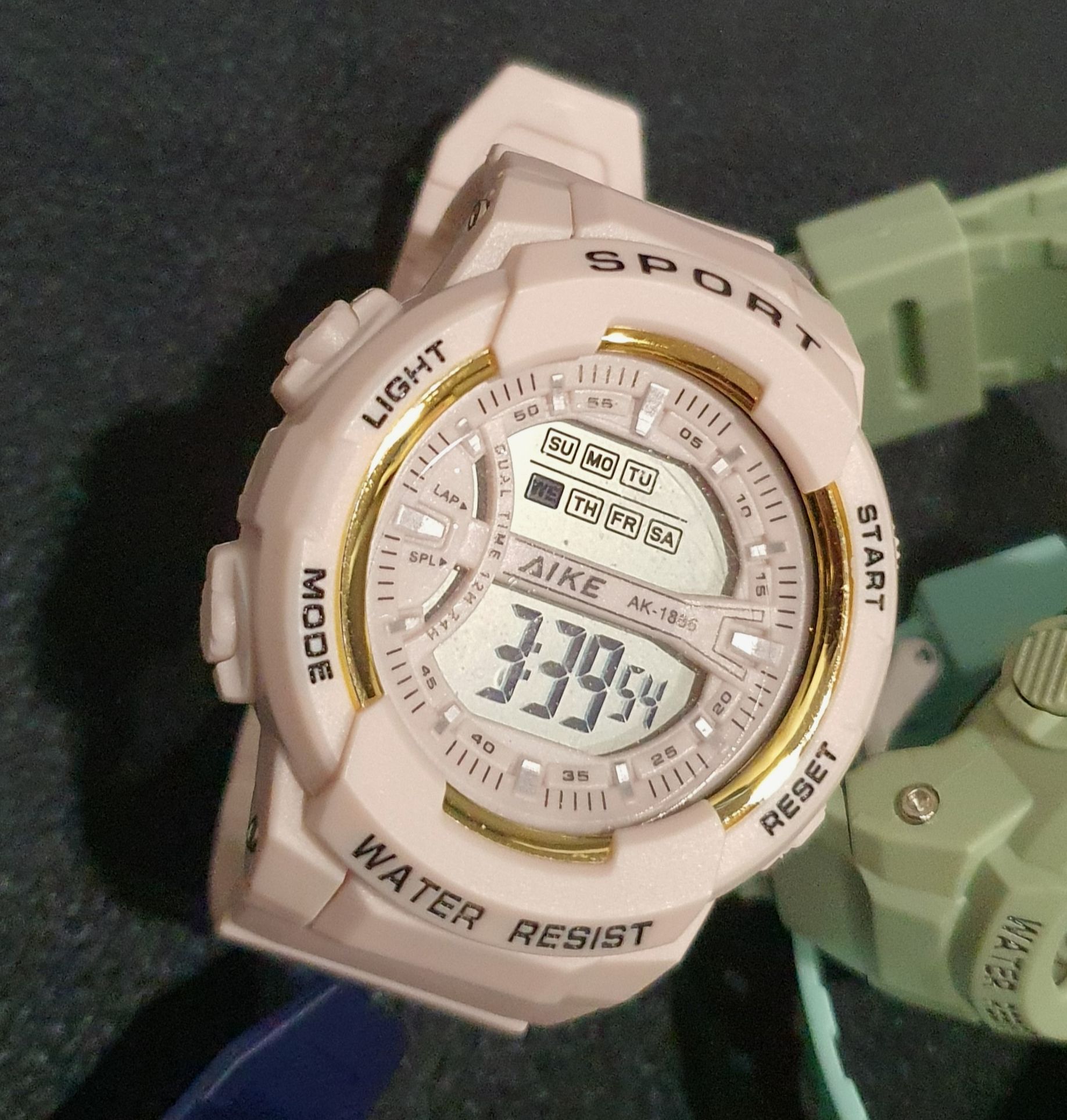 ต้องมี!...นาฬิกาข้อมือ ผู้หญิง เด็กใส่ได้ AIKE แบรนด์แท้ นาฬิกาแฟชั่น ...