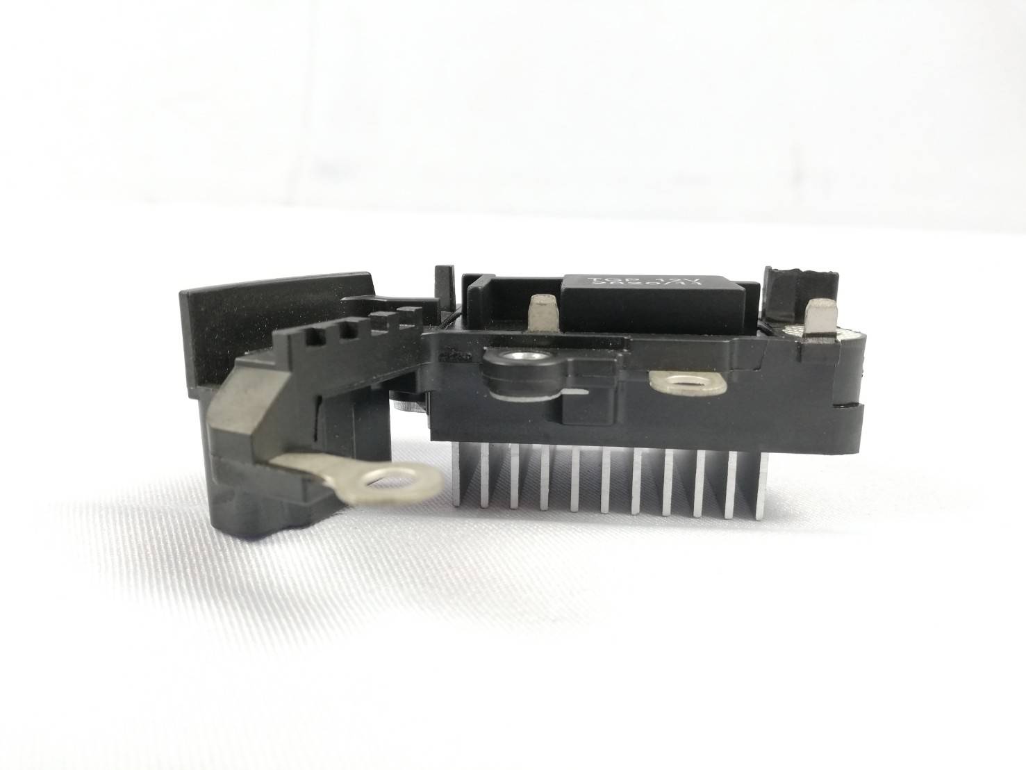39193 คัทเอาท์ไดชาร์จ (ชุดเรกุเลเตอร์) ตะกร้อ (Assy Regulator) คัทเอาท์ ...