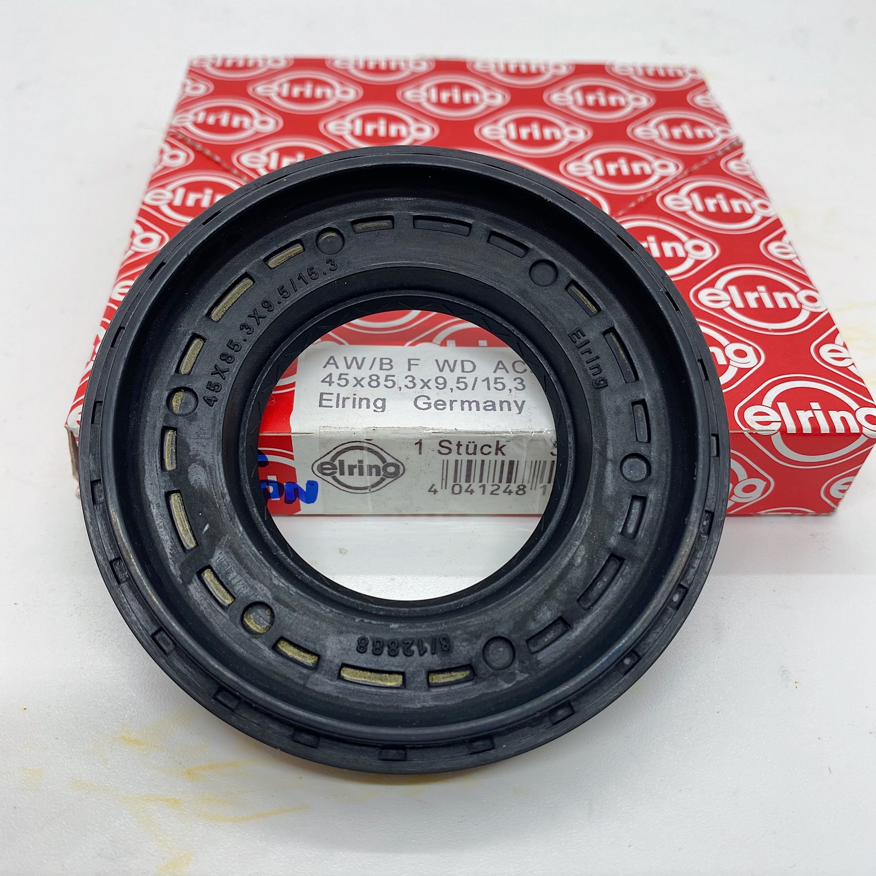 BENZ ซีลเพลาข้าง W124 W202 เบอร์ 011 997 88 47 ยี่ห้อ ELRING 587.915 ...