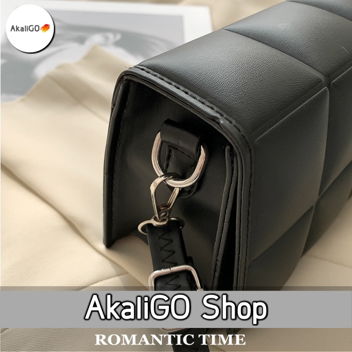 (AK02) กระเป๋าสะพายข้าง หนัง PU ตัดเย็บอย่างดี กระเป๋าผู้หญิง กระเป๋า ...