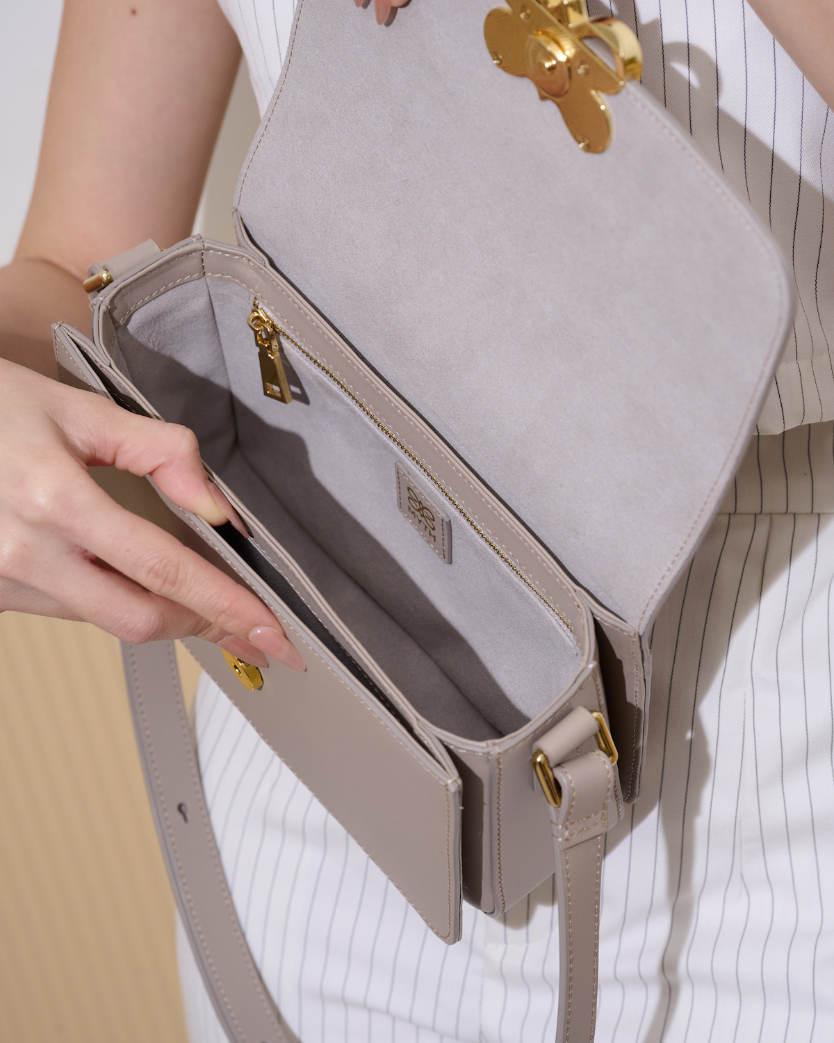 MYTH BOX22 in Dust - MYTH BAG - ThaiPick