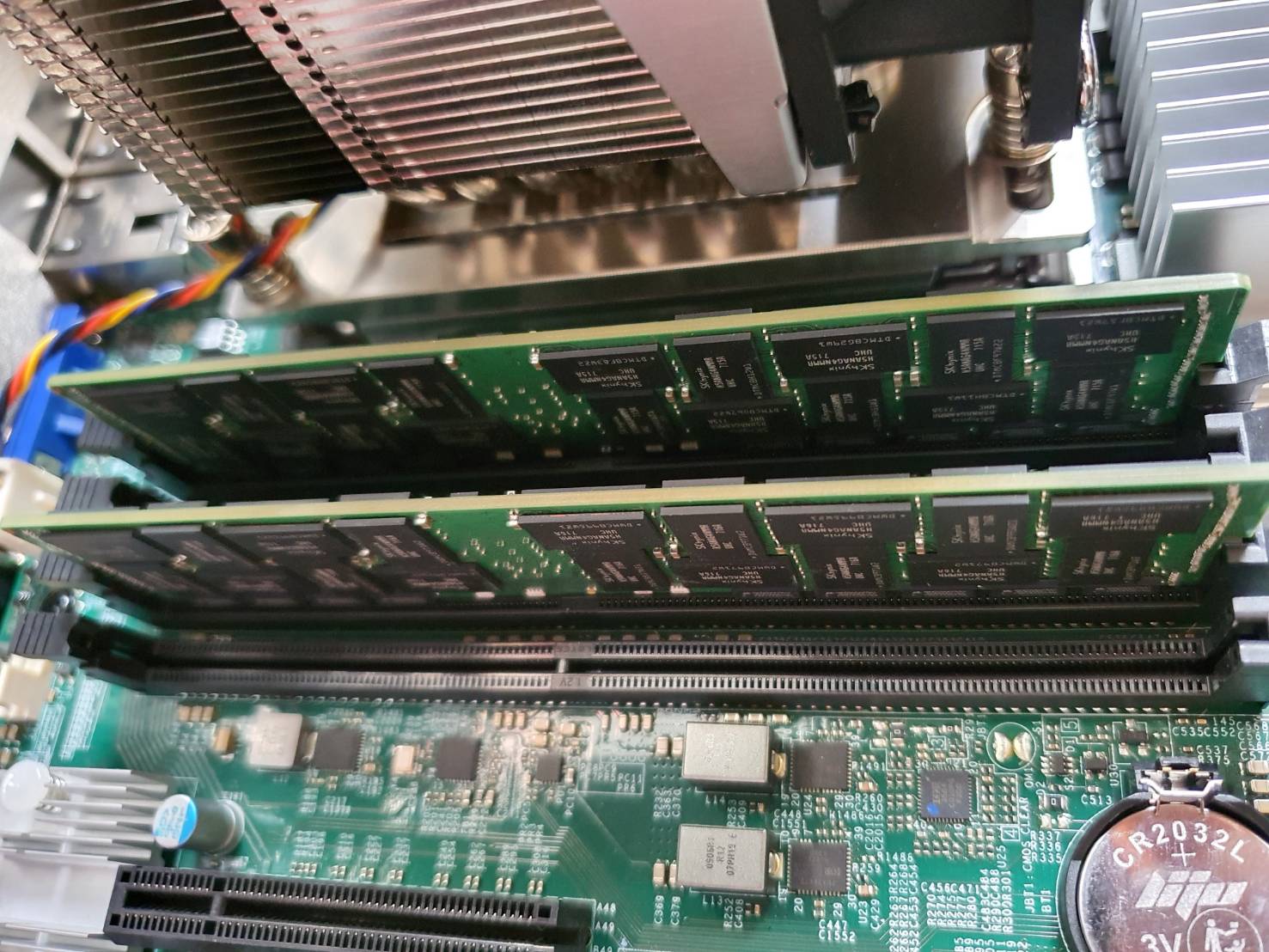 คอม 64 เธรด ซีพียู 3.0-3.3GHz DUAL AMD EPYC 7302 เมนบอร์ด DUAL CPU แรม ...