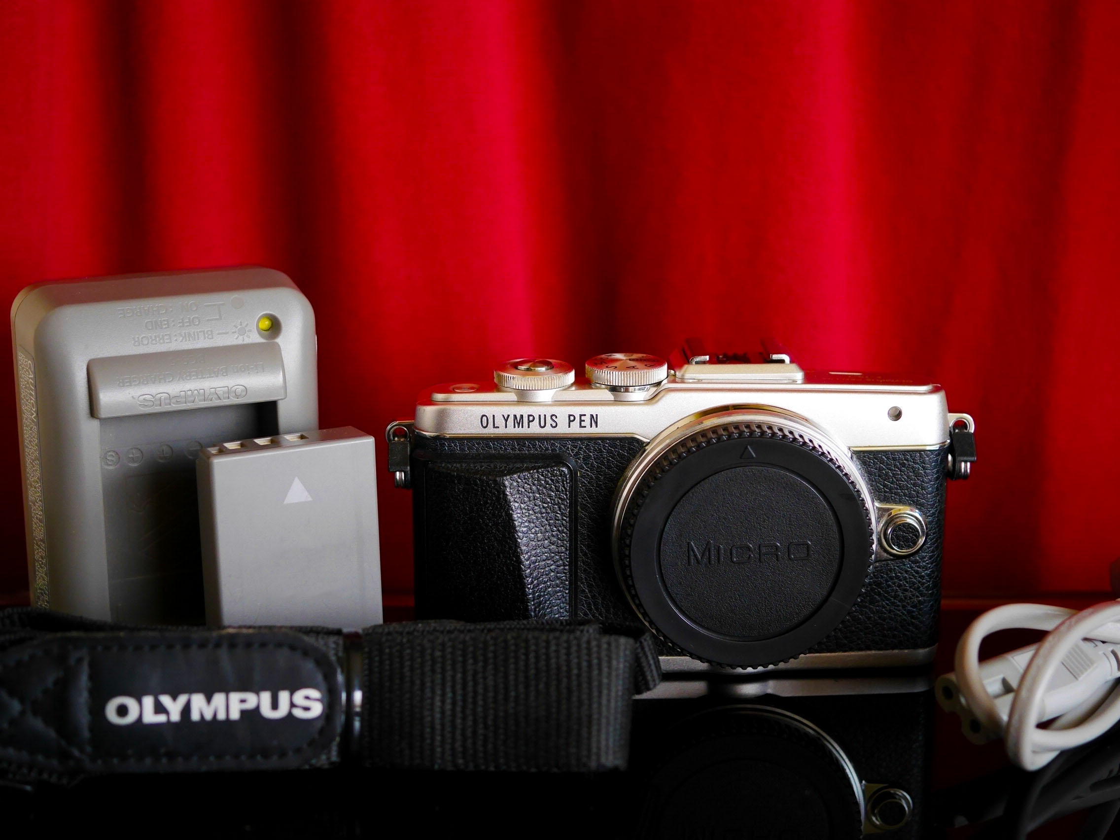 Olympus Pen E-PL7 Mirrorless Digital Camera Black Silver Body EPL-7 ...