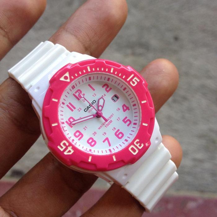 NC Time Shop CASIO รุ่น LRW-200H-4B นาฬิกาสำหรับผู้หญิงสายเรซิ่นสีขาว ...