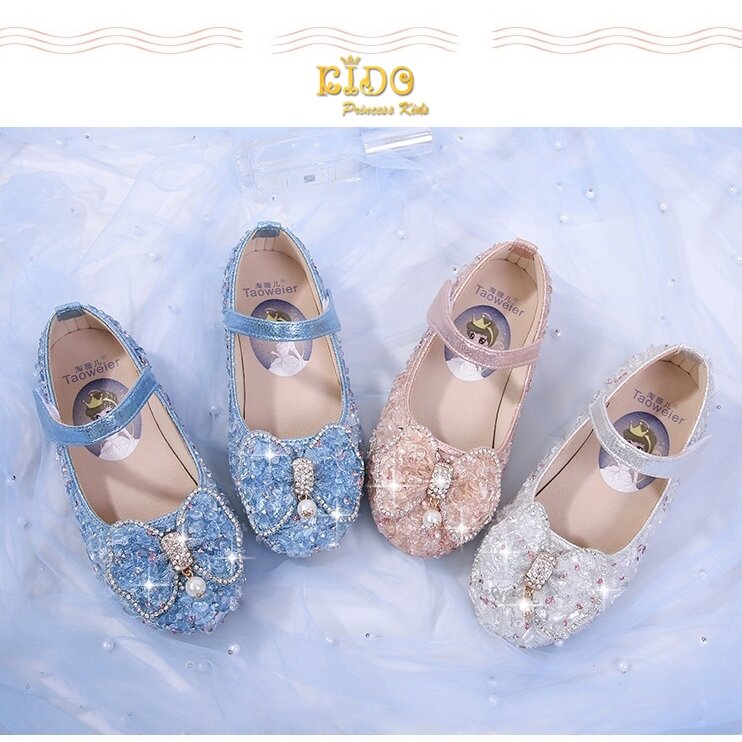 รองเท้าเด็กมีหน้าร้านอยู่รัชดา ลองได้ เปลี่ยนได้ H066สีชมพู ติดเพชรสี ระยิบระยับ แต่งโบว์ห้อยมุก ...