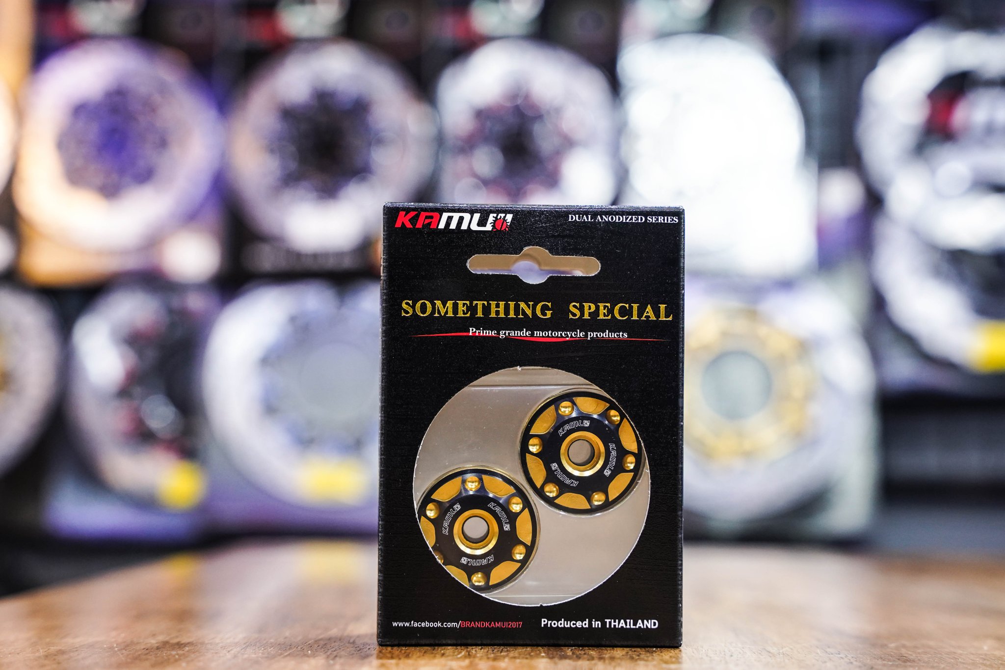 Kamui ตุ้มปลายแฮนด์ XMAX / FORZA / PCX (31mm.) - MixASale