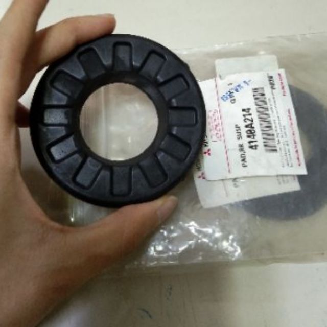 ยางรองสปริงโช๊คหลังตัวบน Mitsubishi Mirage มิราจ อะไหล่รถยนต์ คุณภาพดี ...