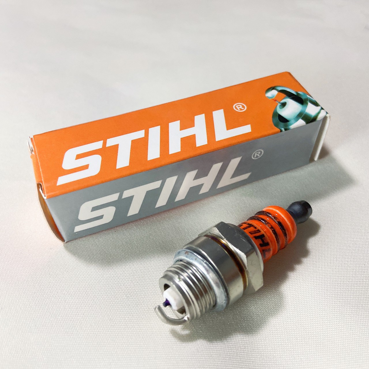 STIHL BM6A หัวเทียนเครื่องตัดหญ้า เลื่อยยนต์ หรือเครื่องพ่นยา 2 จังหวะ | Lazada.co.th