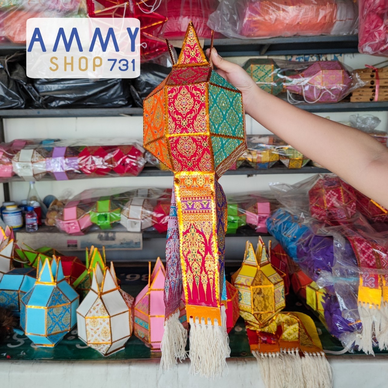 โคมยี่เป็ง โคมล้านนา โคมแขวนผ้าลวดลายไทย (ขนาด กว้าง 6 นิ้วXยาว23นิ้ว ...