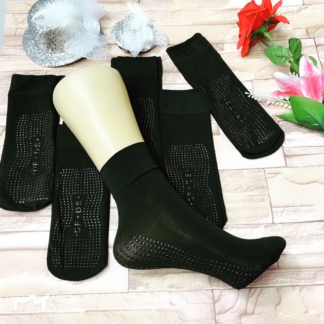 ถุงเท้าซิลิคอน การลื่น มีผลการนวด 1คู่10บาทDF点胶 - SHUDONG LI - ThaiPick