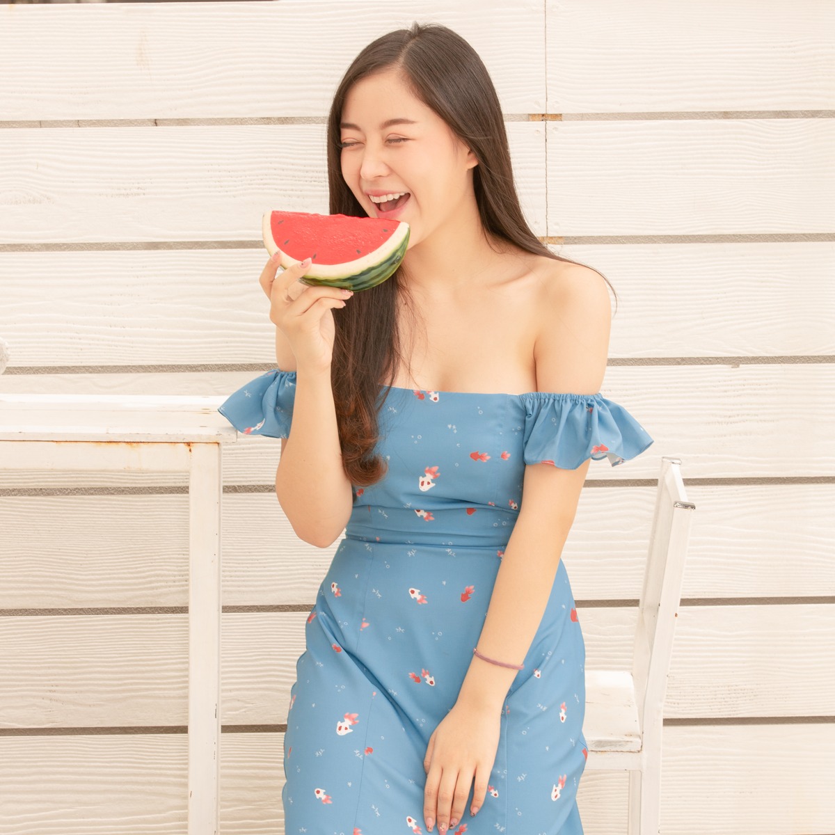 Malila Fabric ♡ Gibi Hana Dress , เดรสแขนสั้น ลายดอกไม้ สีครีม - Malila ...