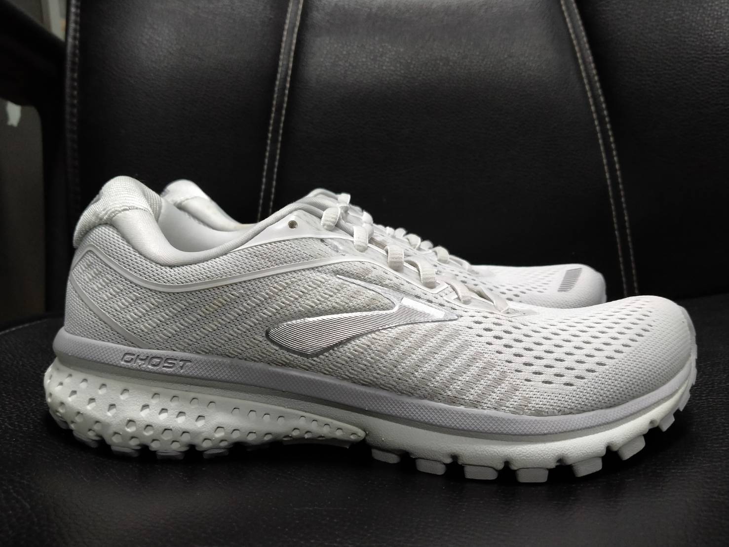 Brooks Ghost 12 (38EUR-24CM) - vampire.sak - ThaiPick