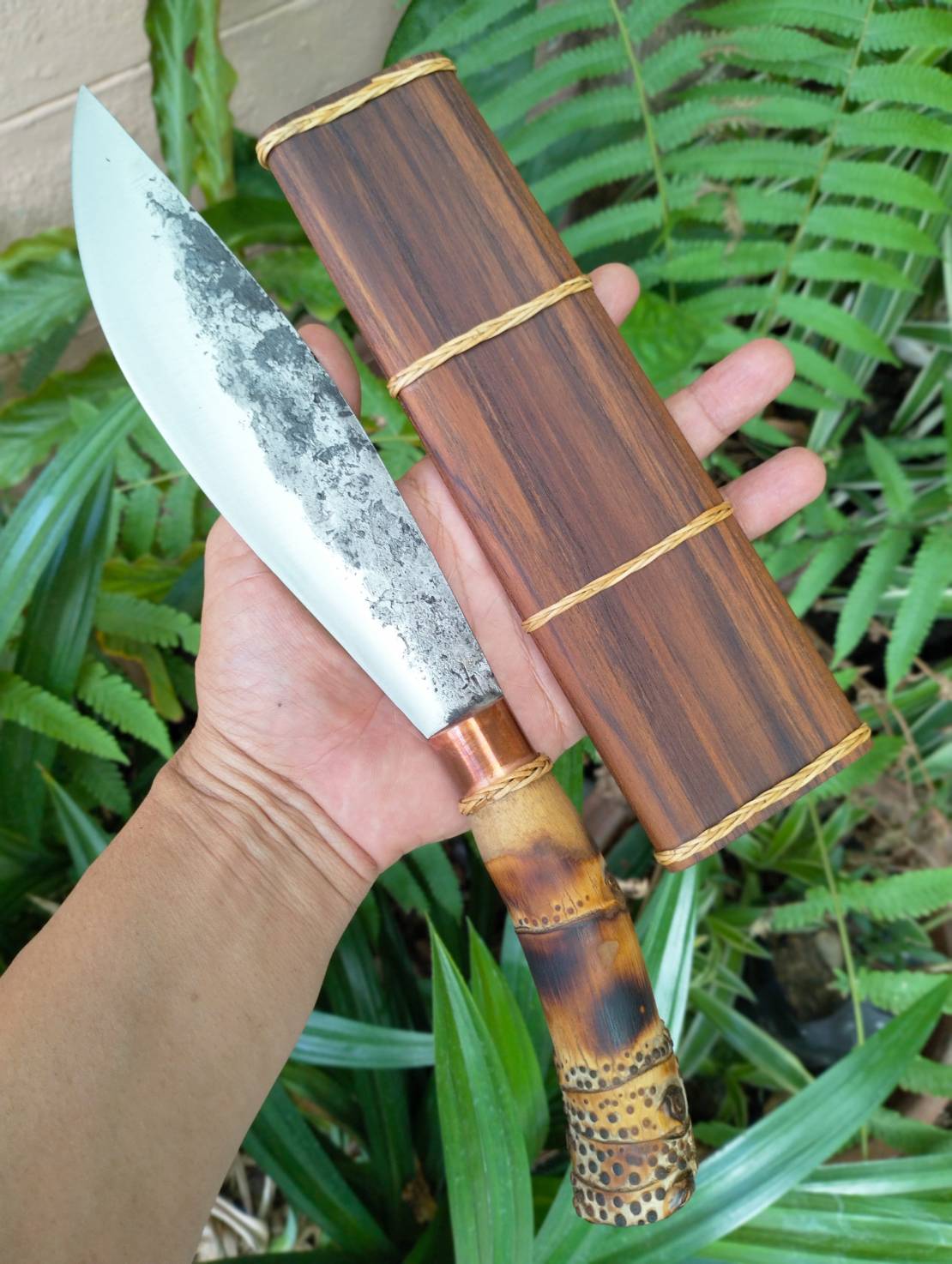 มีดเหน็บ อีเหน็บ (E-Nep) มีดอีเหน็บ เหน็บลั่นทม มีดเดินป่า มีดแคมป์ 7.5” Sup9 ผิวไฟ ด้ามเหง้าไผ่ ...