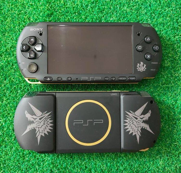 Sony Psp 3000 ลิมิเตด มอนสเตอร์ฮันเตอร์ อิดิชั่น Monster Hunter Limited ...