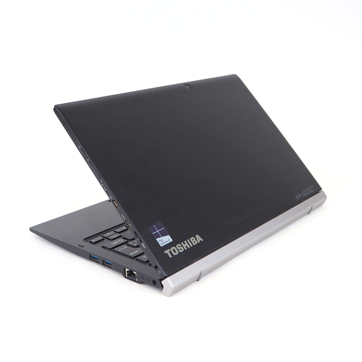 โน๊ตบุ๊ค Toshiba Dynabook R82P Core m RAM 4GB SSD 128GB WiFi Bluetooth ...